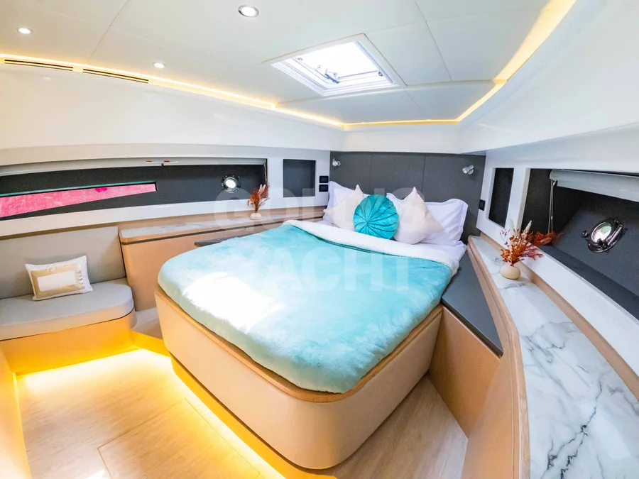Explorer Goldeon Meridian 60 Yacht: Custom Built Standard yacht rent in ...
