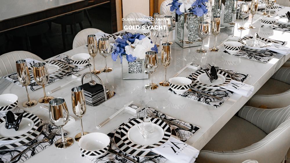 Eclipse Sovereign Seraph 140 Yacht: Sunseeker Hyper Luxury yacht rent ...