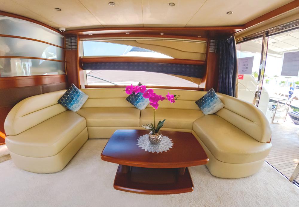 Voyager Elite Seashell 82 Yacht: Custom Built Premium yacht rent in ...