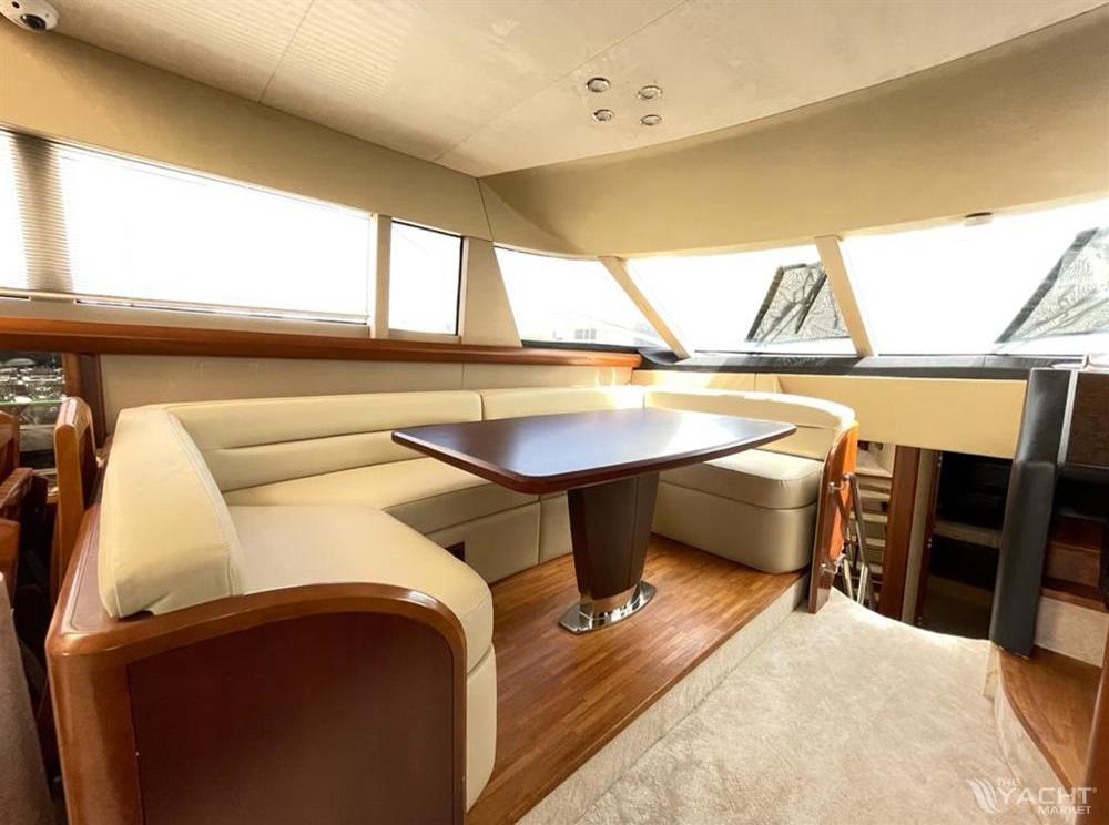 Voyager Elite Seashell 82 Yacht: Custom Built Premium yacht rent in ...